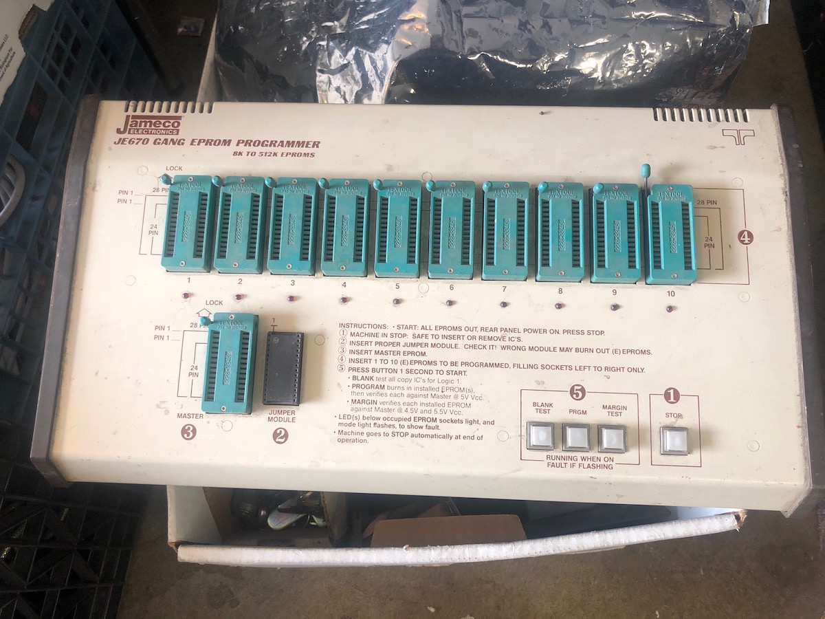 Jameco JE670 Gang EPROM Programmer | Museum of the Game ...
